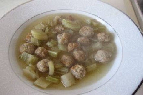 BRODO CON IL CARDONE – ABRUZZO IN TAVOLA | Il Faro 24!