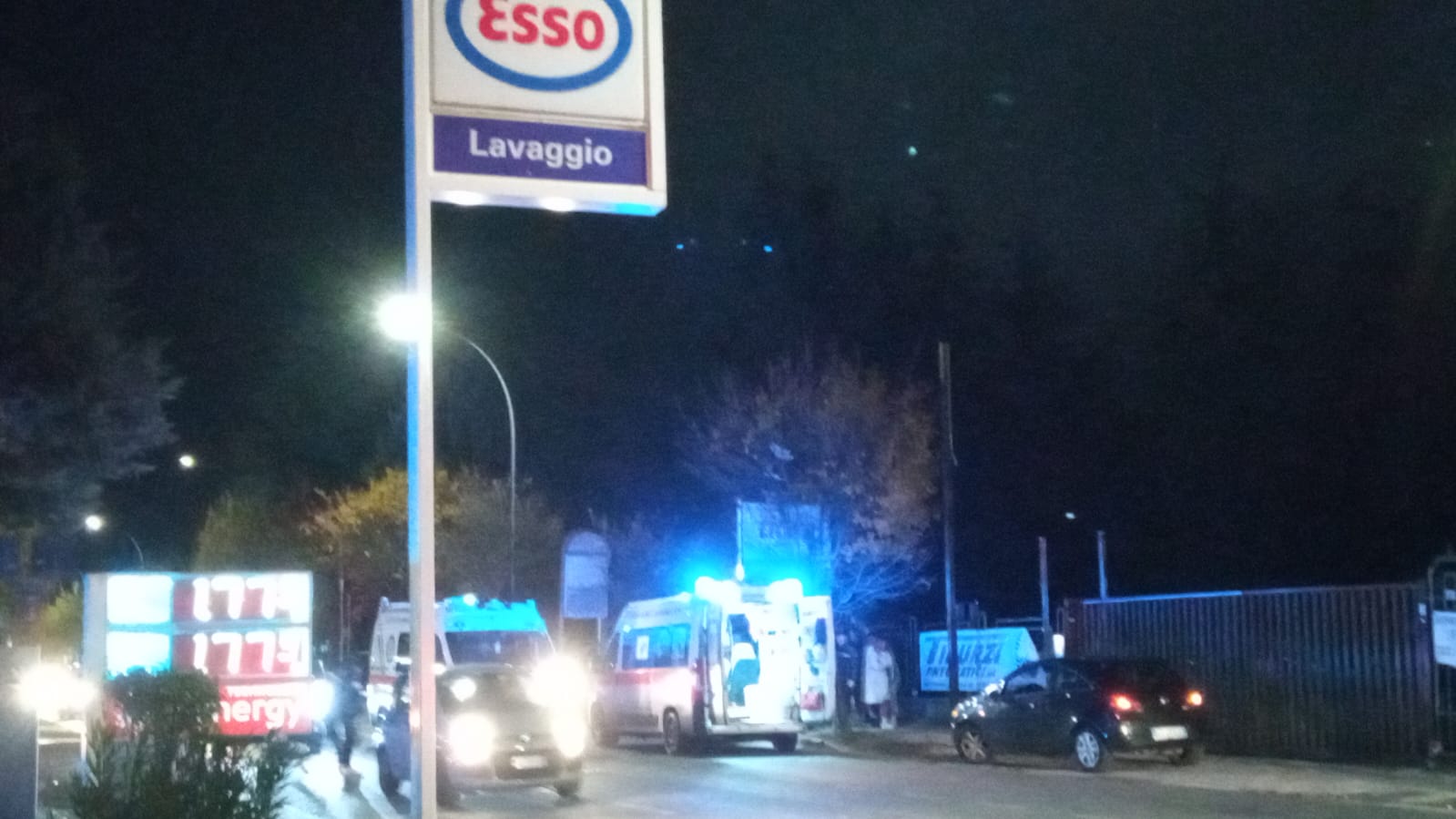 AVEZZANO. INCIDENTE SU VIA XX SETTEMBRE ALL’ ALTEZZA DELL’INCOCIO CON ... AVEZZANO. INCIDENTE SU VIA XX SETTEMBRE ALL’ ALTEZZA DELL’INCOCIO CON ...